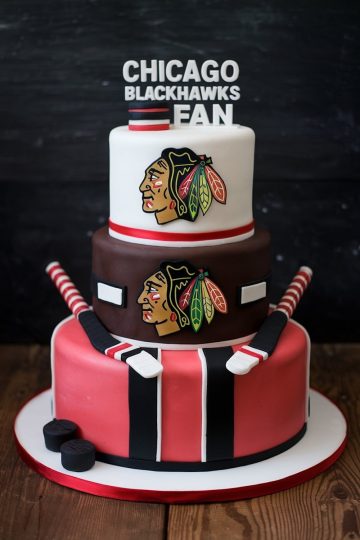 10 Sports Fan Cake Ideas for Men Who Love Their Teams