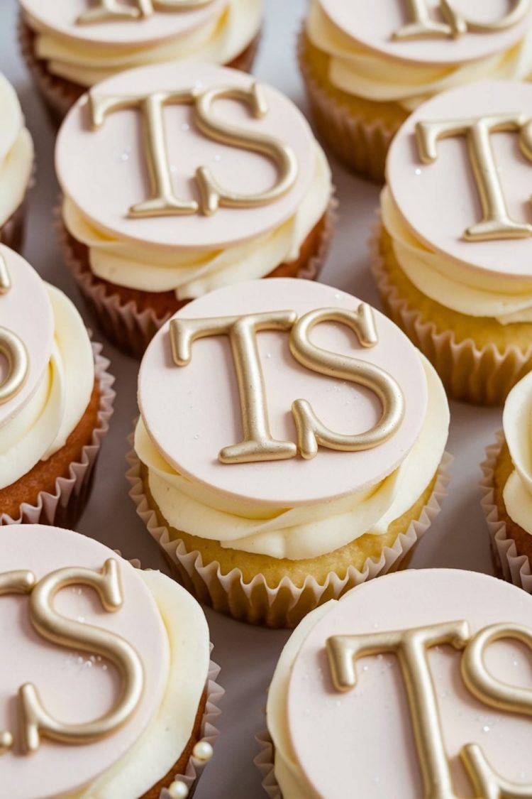 12 Taylor Swift Cupcakes: BAKE IT OFF! 🎶👩‍🍳🧁 - Emma's Cake Studio