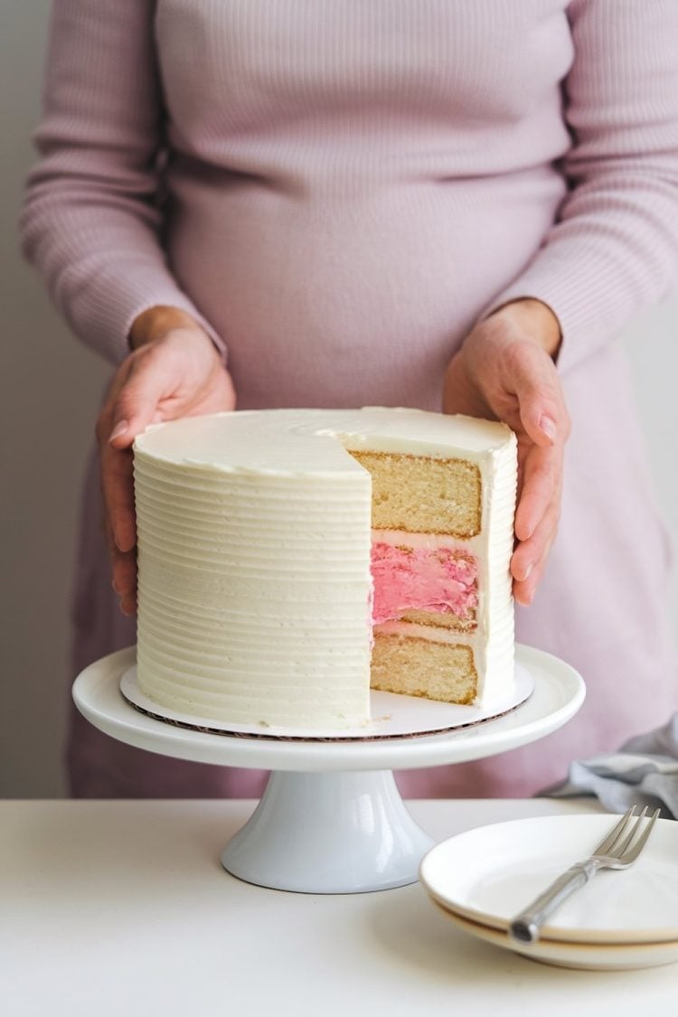 15 Gender Reveal Cake Ideas - Emma's Cake Studio