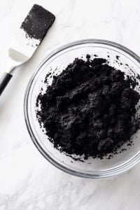 Black Velvet Sandwich Cookies with Creamy Vanilla Filling - Emma's Cake ...