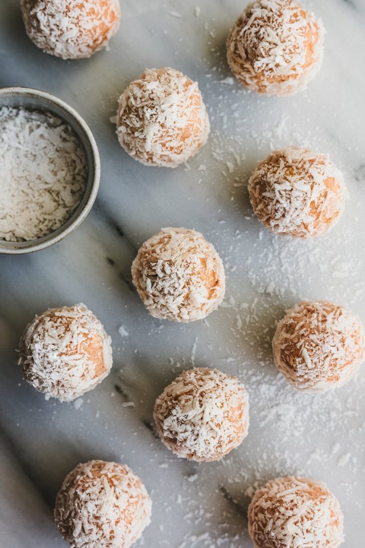 Easy Snowy Coconut Almond Truffles: No Bake - Emma's Cake Studio